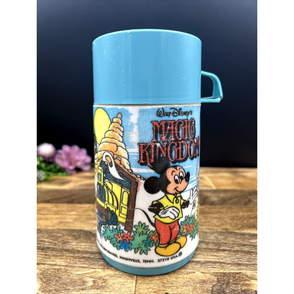 aladdin | Kitchen | Vintage 979 Walt Disneys Magic Kingdom Mickey Mouse ...
